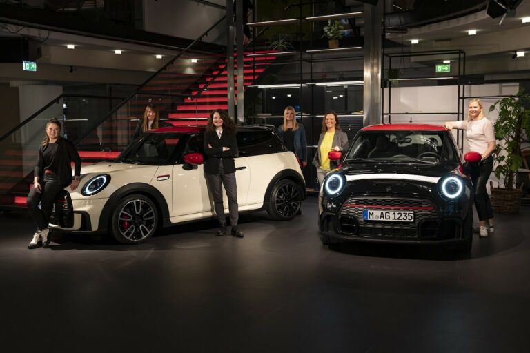 Pat Moss Edition MINI: the special series that celebrates women's ...