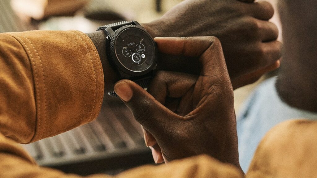 Fossil introduces the Gen 6 Hybrid smartwatch