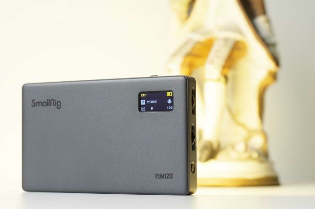 SmallRig RM120 review: RGB LED lamp for photos and videos