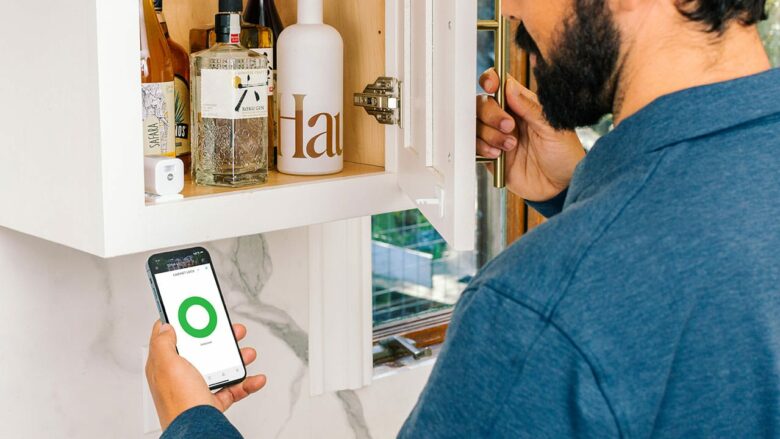 Smart locks and safes: the world of Yale expands