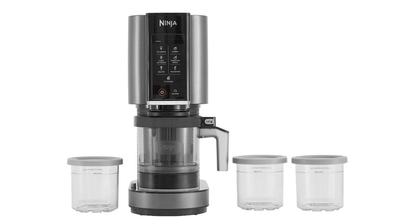 Ninja Creami NC300EU, the compact and easy to use ice cream maker