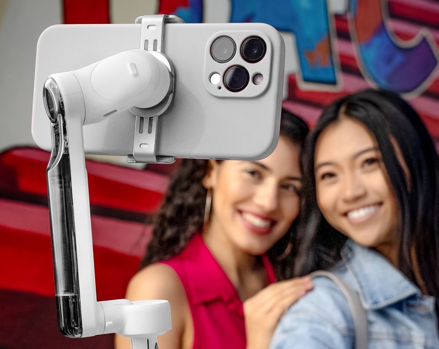 Insta360 Flow, the AI stabilizer for your smartphone
