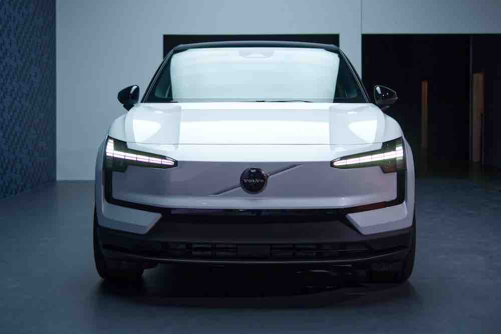 The new Volvo EX30 – a car that turns heads