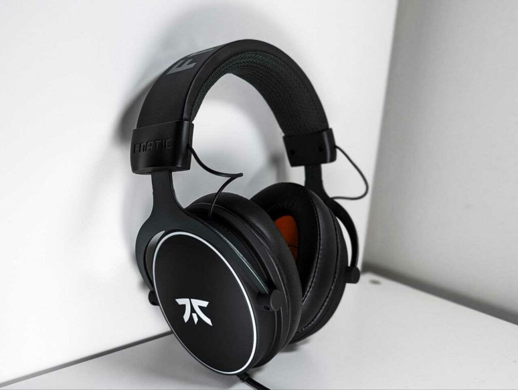 Fnatic React review: the best headphones under €100?