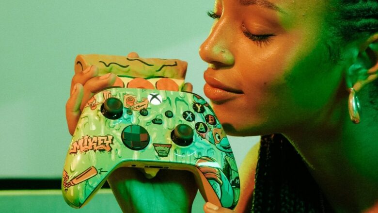 Xbox, the controller of the Teenage Mutant Ninja Turtles smells like pizza