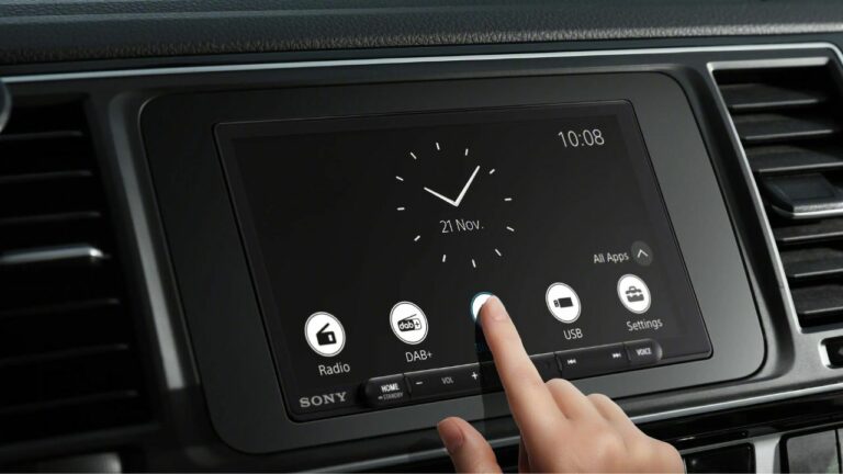 Sony launches two new DAB receivers for cars
