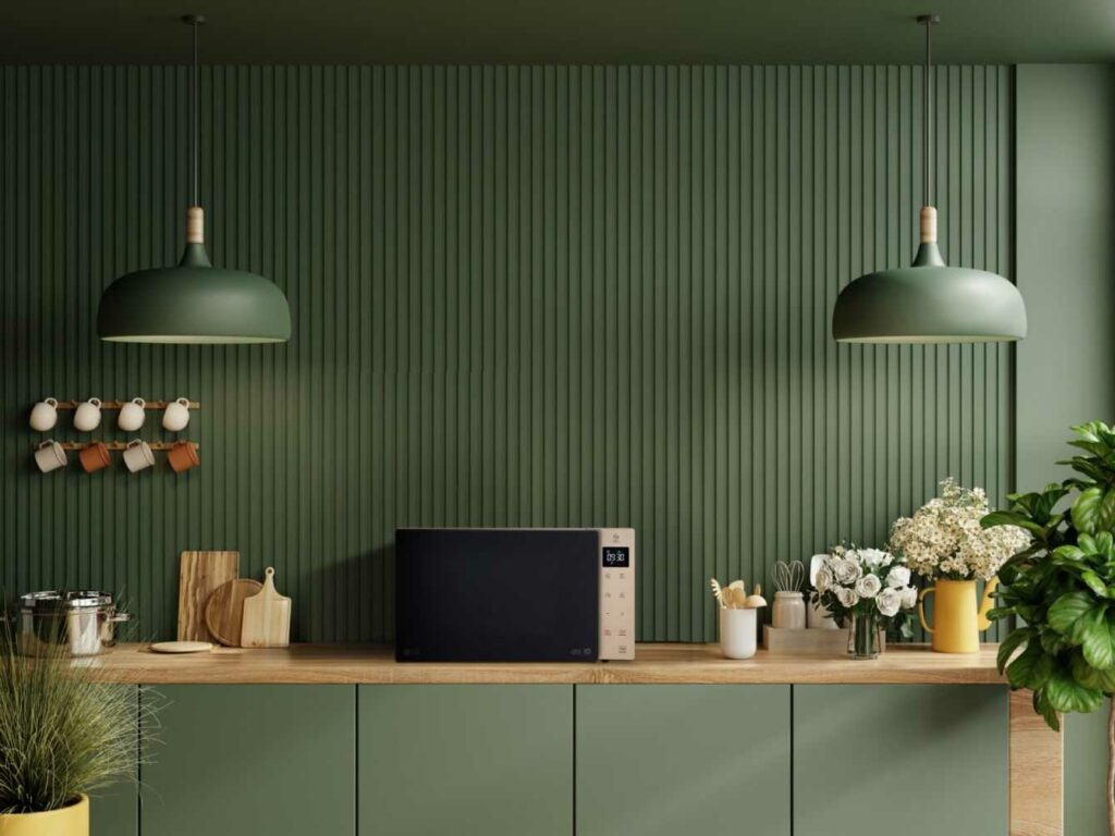 LG NeoChef: the new golden addition to the microwave range