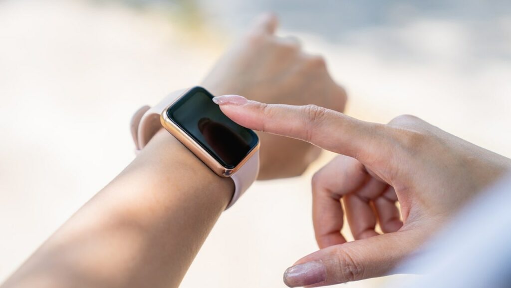 The Carabinieri experiment Mobile Angel, a smartwatch to report cases ...