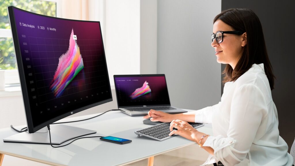 Dell: new UltraSharp monitors with perfect visual comfort for video ...