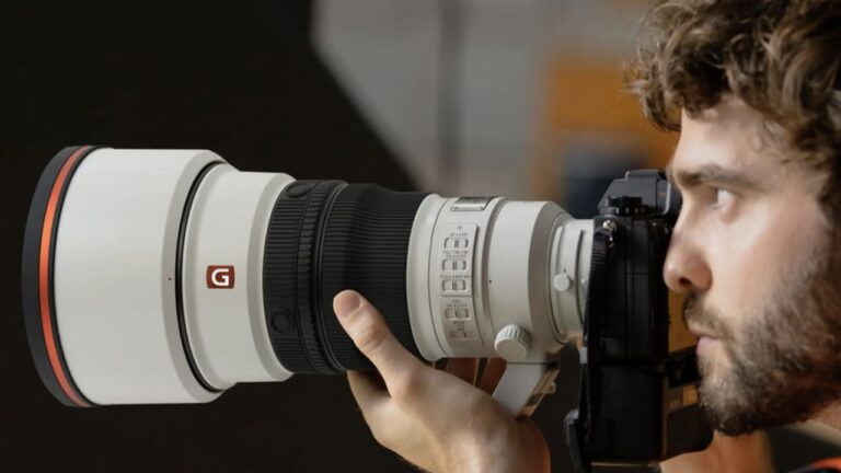 How to shoot handheld with the world's lightest telephoto lens: Sony ...