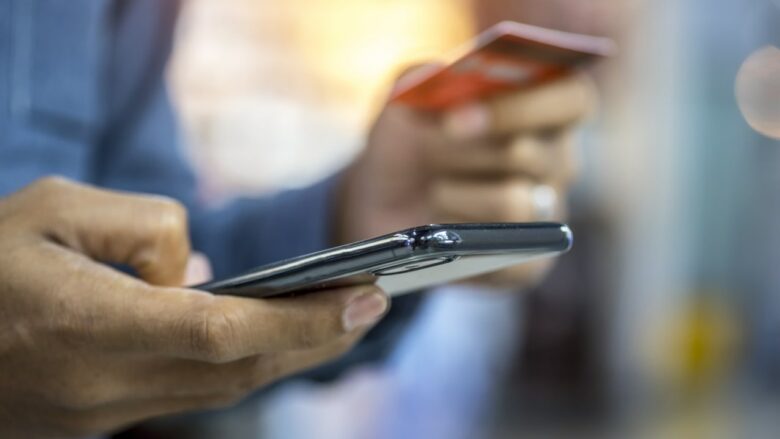 Why do smartphones cost more and more? No, it's not just inflation