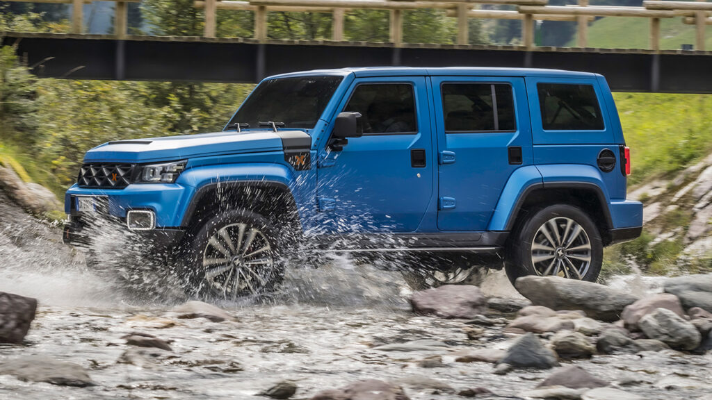 Ickx K2, we tested the off-road vehicle on and off the road