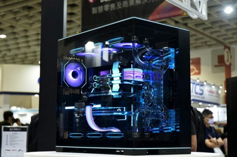 LIAN LI presents the new O11D EVO RGB