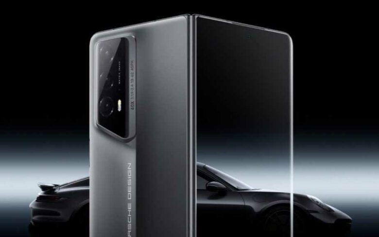 HONOR Magic V2: the leaflet in collaboration with Porsche