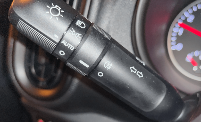 Fog lights and rear fog lights: what they are and how to use them