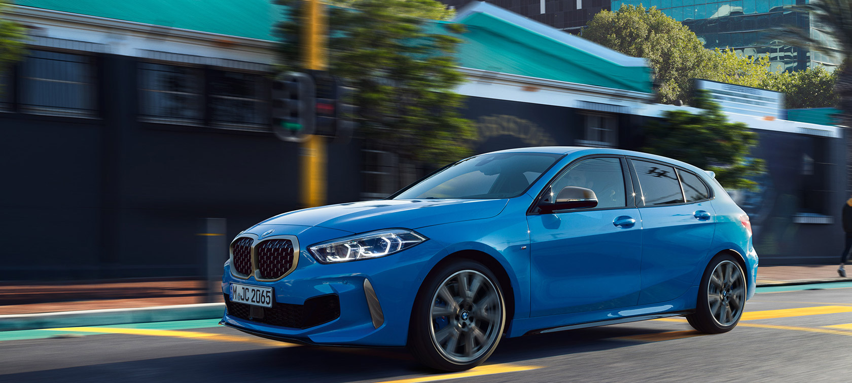 BMW i16, the new sports car is the successor to the i8