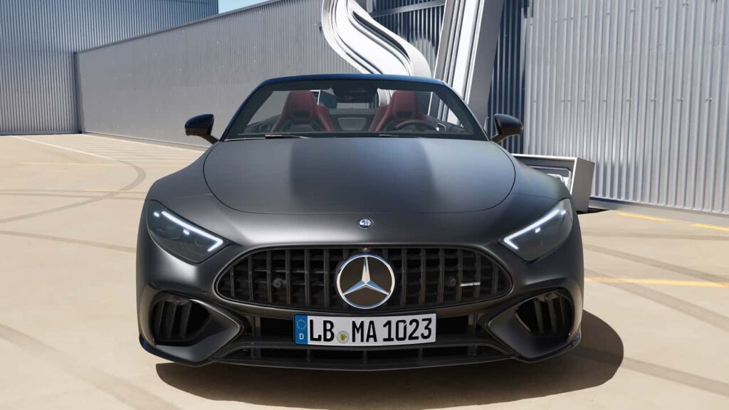 Mercedes: first ultra-luxury car released in 2025