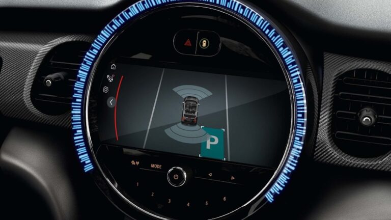 MINI Connected app: how it works and what you need to know about the digital experience